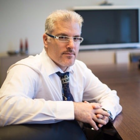 שרון אדלר - אגמון עם טולצ׳ינסקי